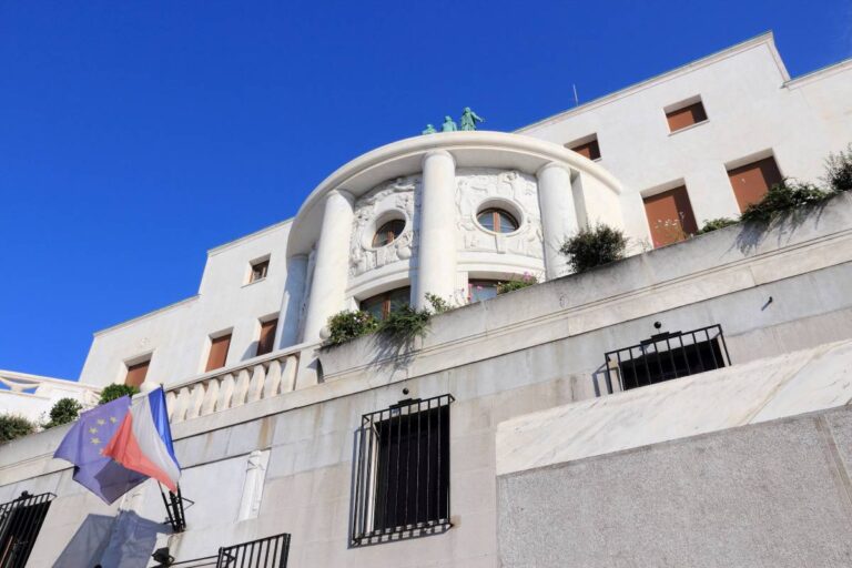 Contactez l’Ambassade et les Consulats de France au Maroc